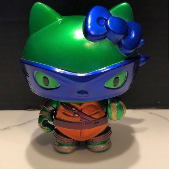 Sanrio | Other | Hello Kitty Leonardo Ninja Turtle Plastic Figurine ...